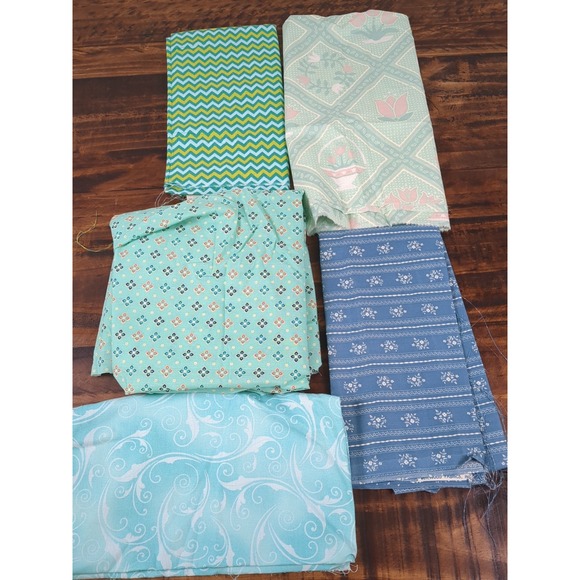 The Unbranded Brand | Art | Lot Of Fabric Green Blue Floral Chevron ...